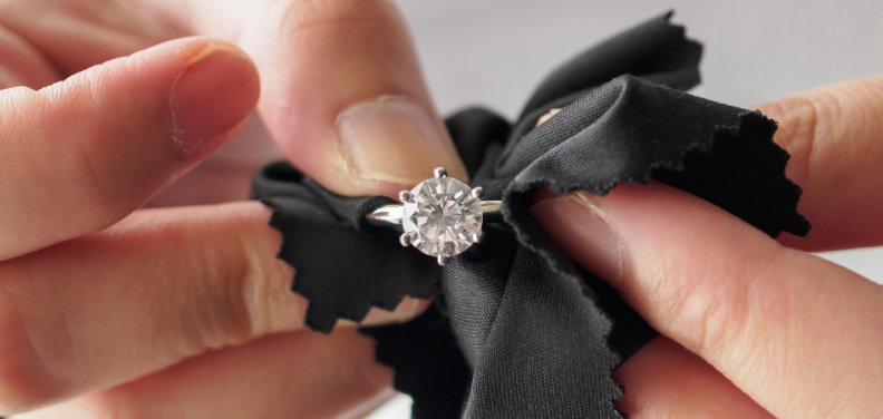 TSL｜謝瑞麟 珠寶指南 - 純銀知識